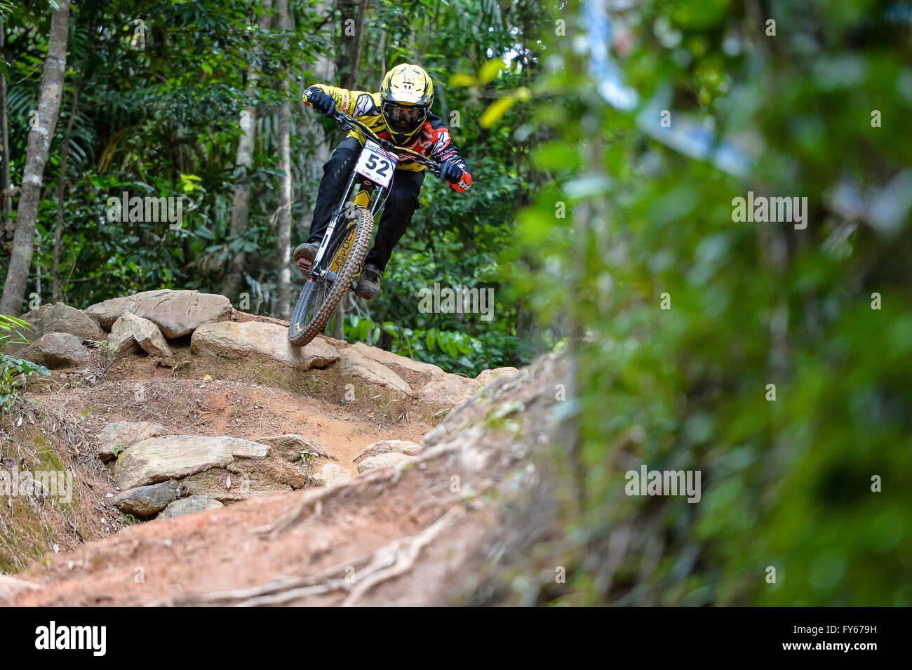 Mens downhill race hi-res stock photography and images - Alamy