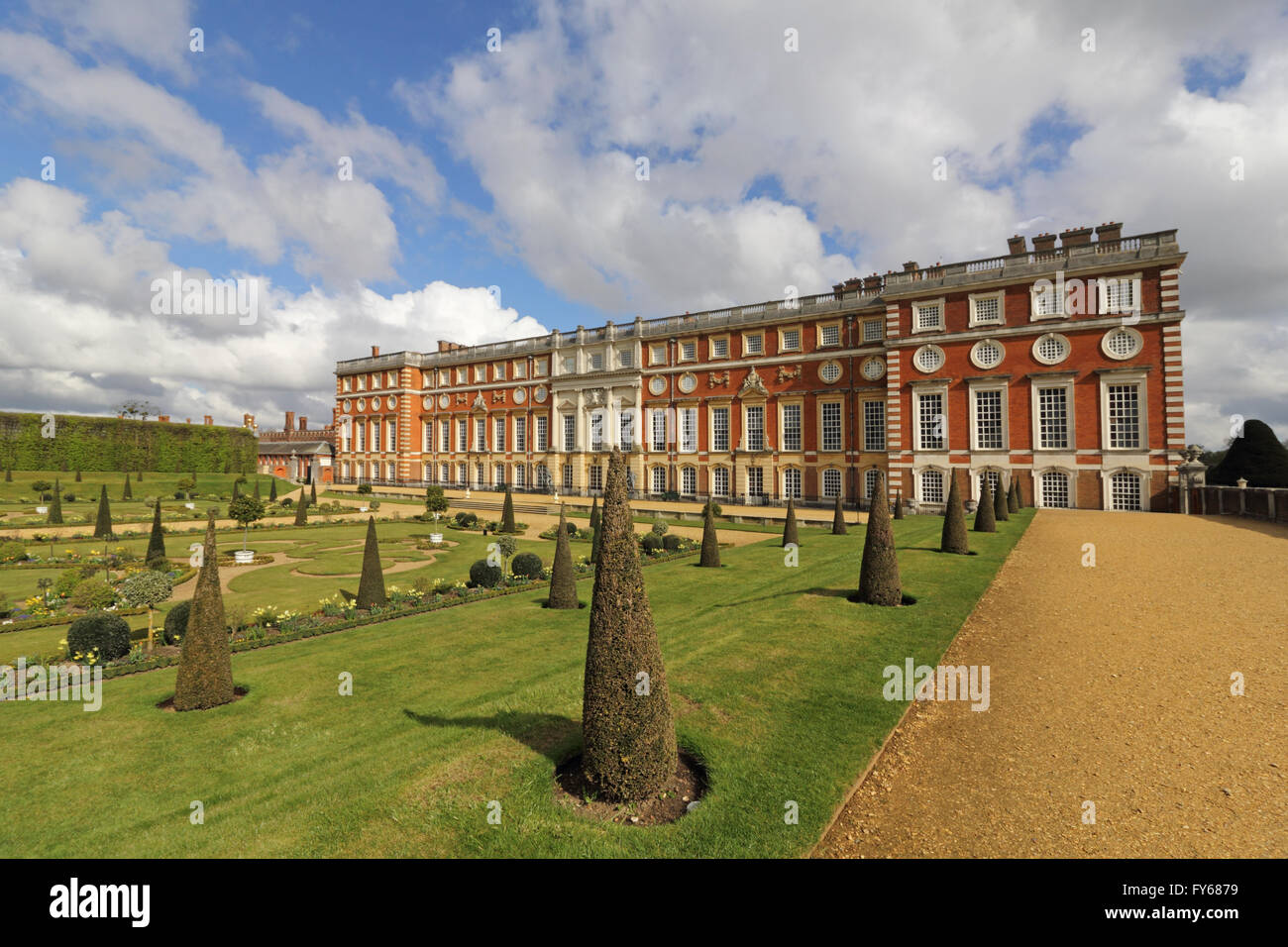 Hampton Court Palace, London, UK. 23rd April 2016. The beautifully ...