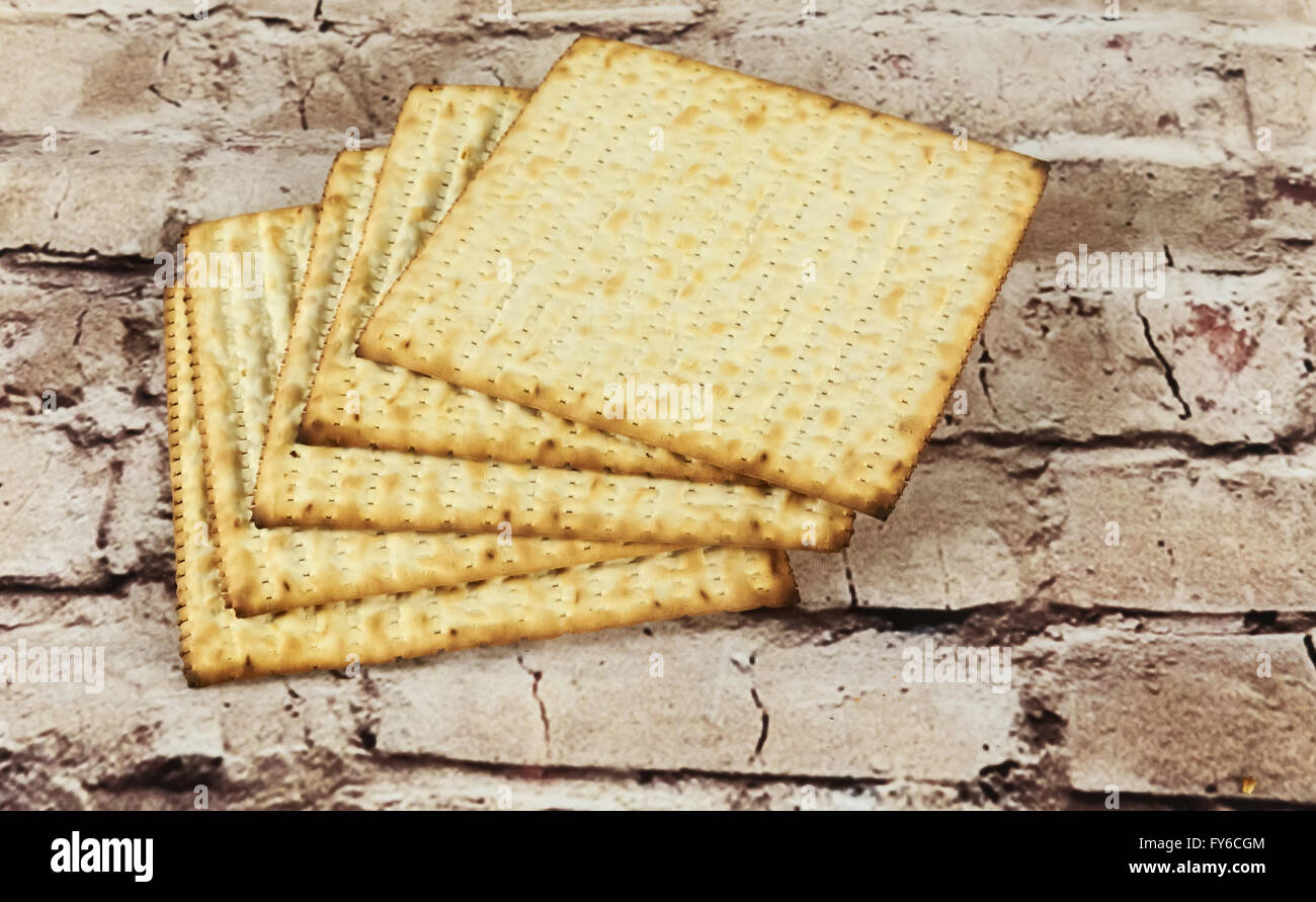 background. matzoh jewish passover bread Stock Photo - Alamy
