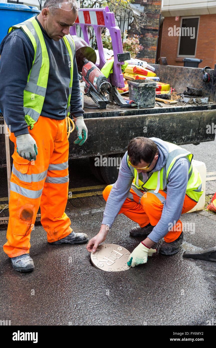 Holy trinity church windsor hi-res stock photography and images - Alamy