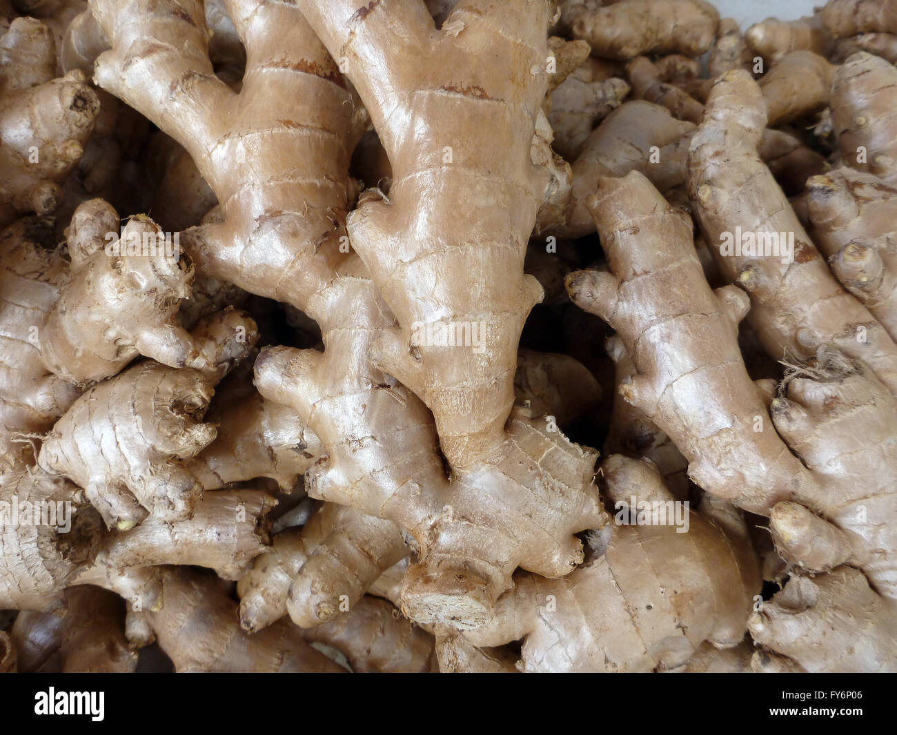 Heap of ginger root for sale at market great for pattern/ texture Stock ...