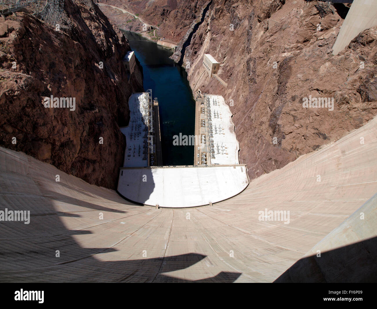 Breath taking view of the Colorado River, Hoover Dam wall looking ...