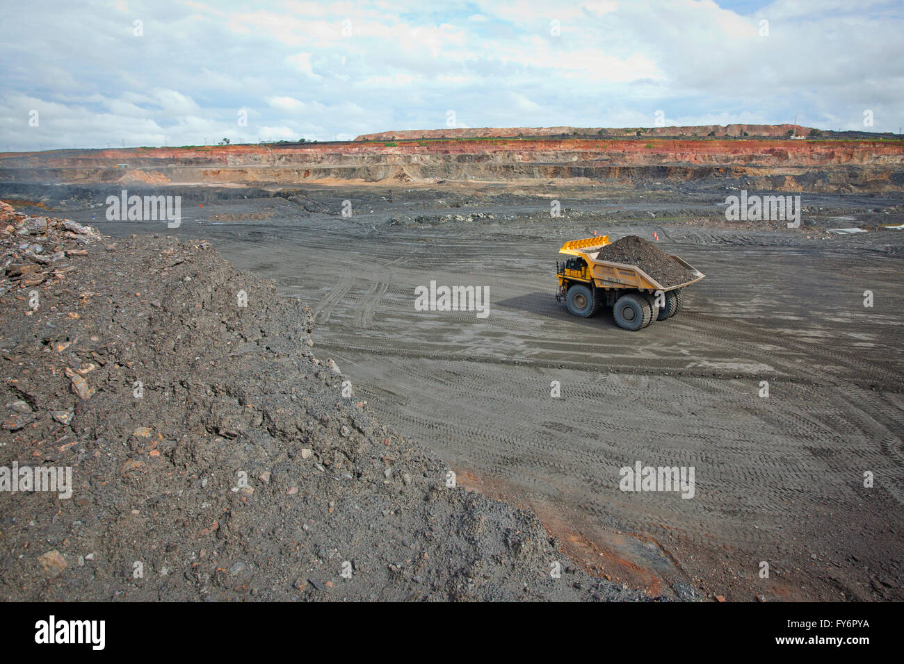Mine dump truck hi-res stock photography and images - Alamy