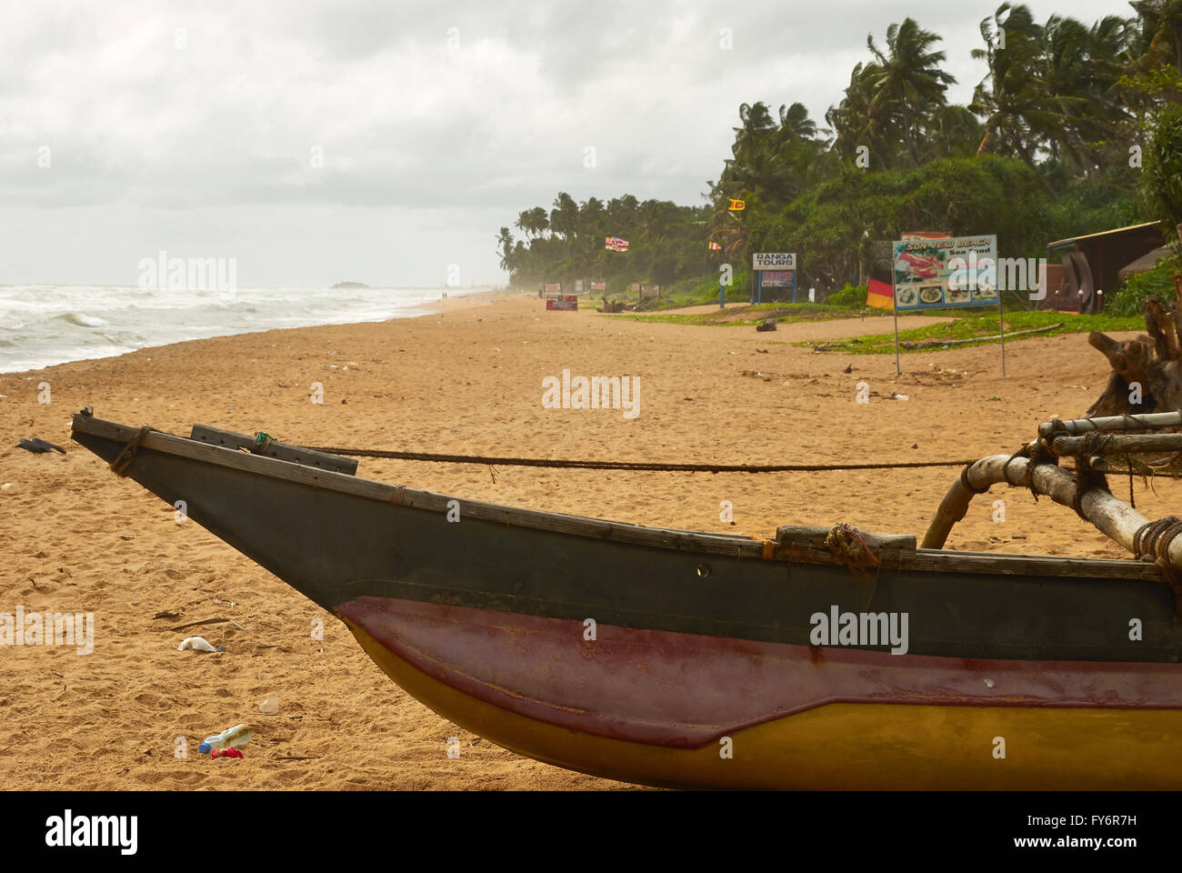 Faces of sri lanka hi-res stock photography and images - Alamy