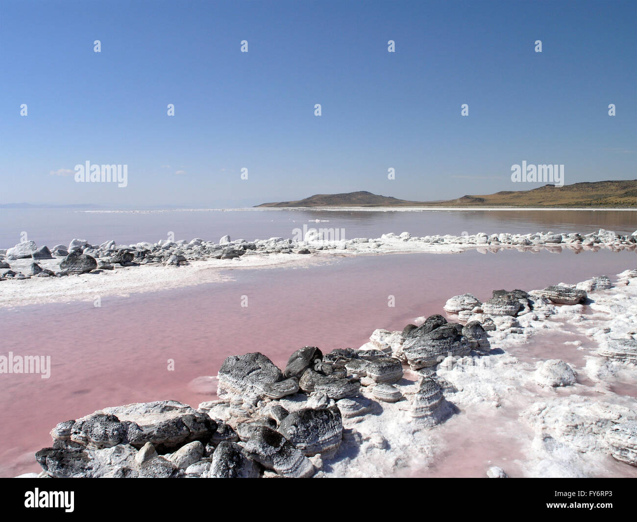 Archs of Spiral Jetty inner circles view of Spiral Jetty, Robert ...