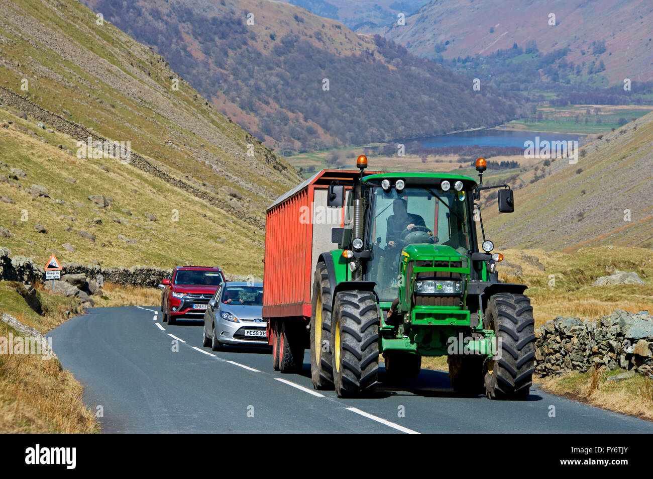 Tractor with trailer uk road traffic hi-res stock photography and ...