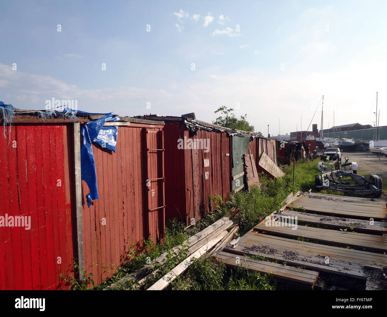 Railway brokendown hi-res stock photography and images - Alamy