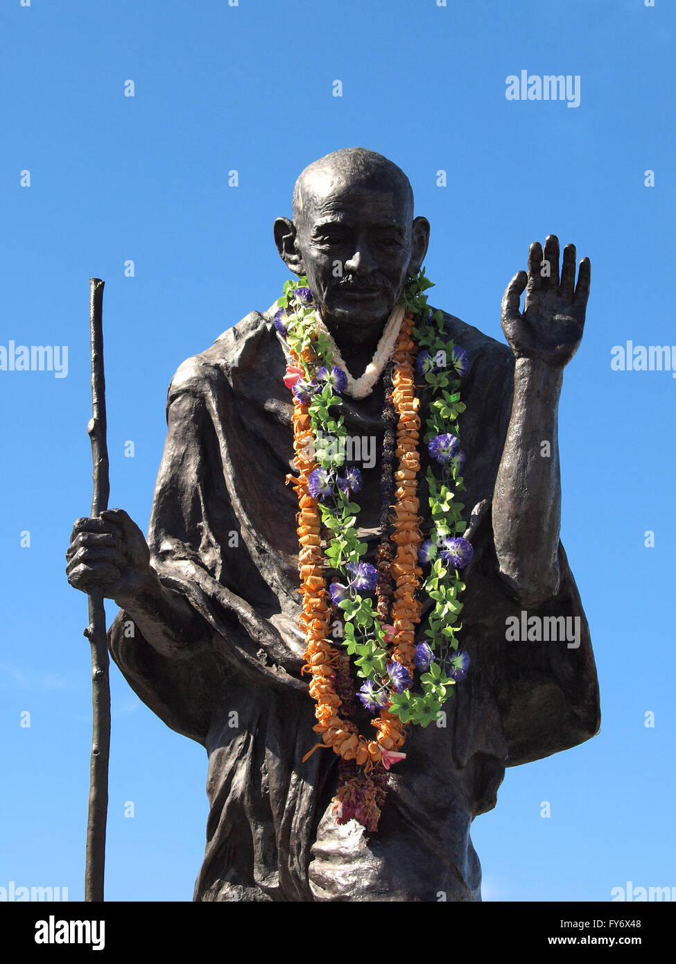 Statue of Mahatma Ghandi wearing real leis "My life is My Message" Who ...