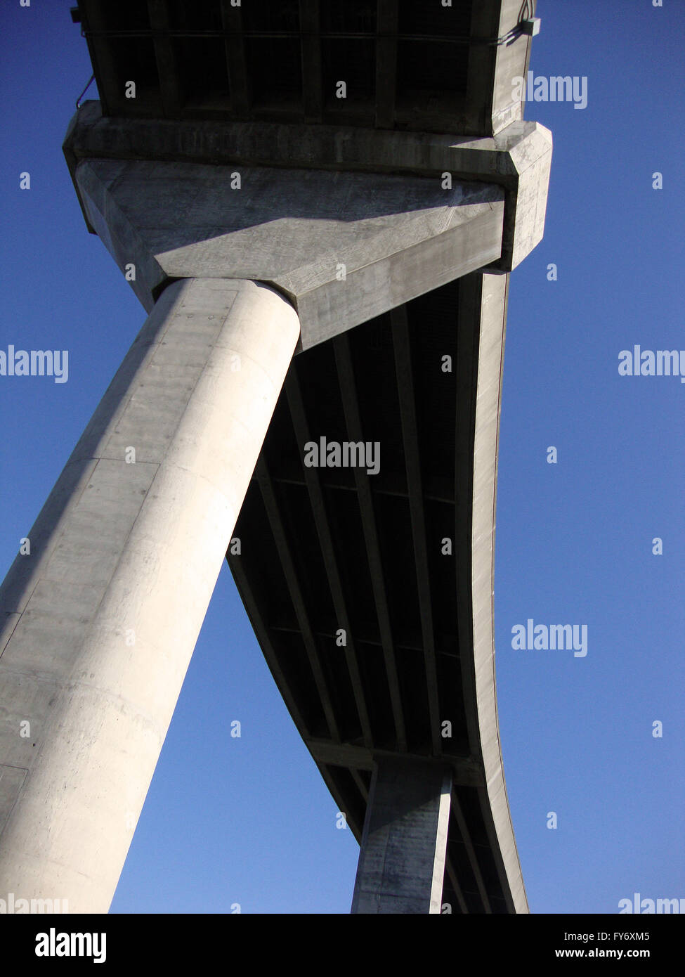 Above highway hi-res stock photography and images - Alamy