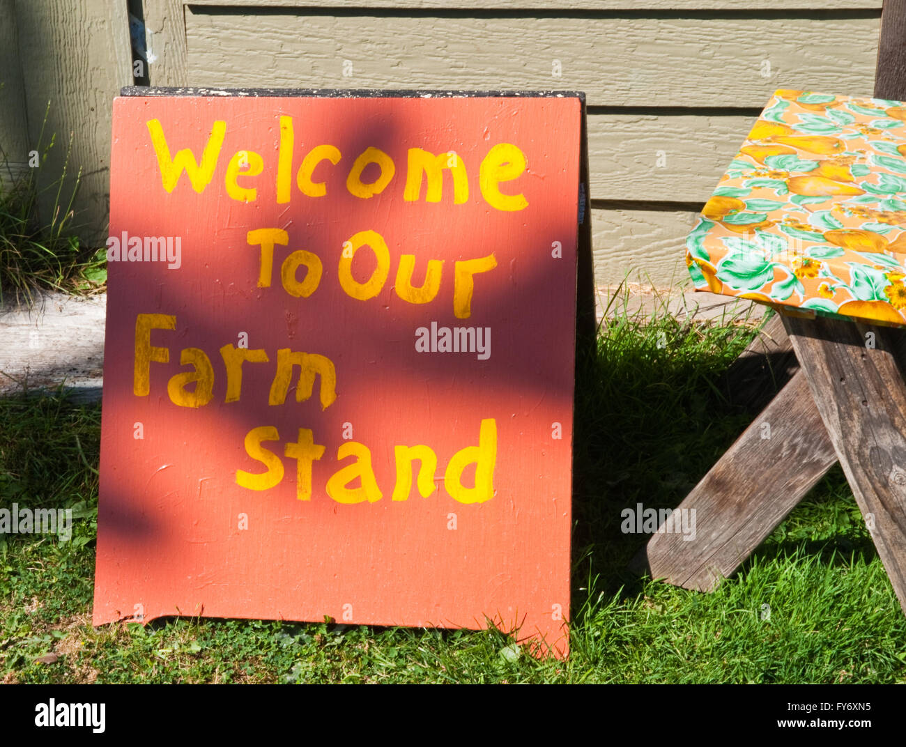 Welcome to the farm hi-res stock photography and images - Alamy