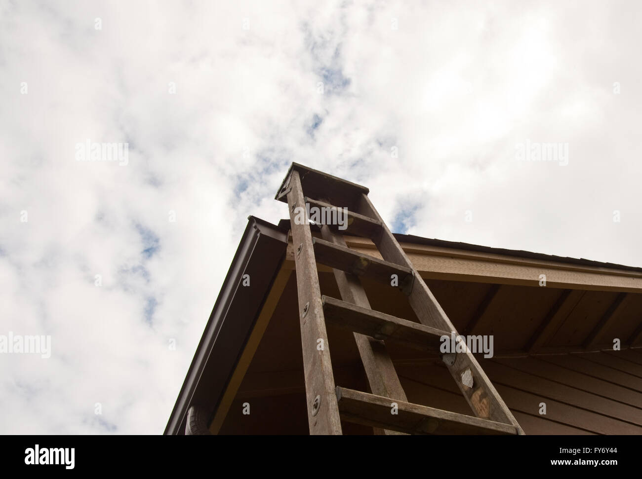 Lean exterior hi-res stock photography and images - Alamy