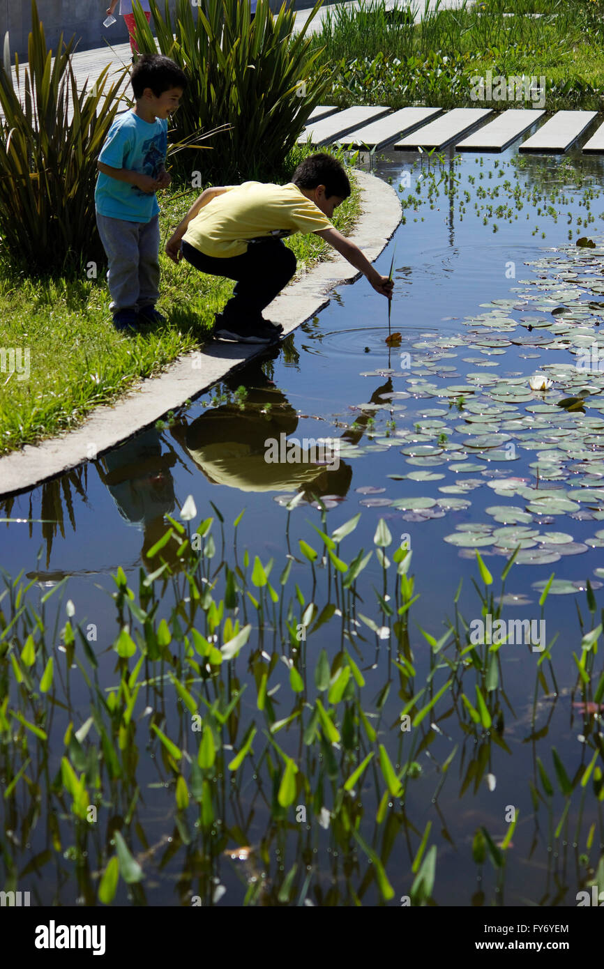 Kids And Theme Park High Resolution Stock Photography and Images - Alamy