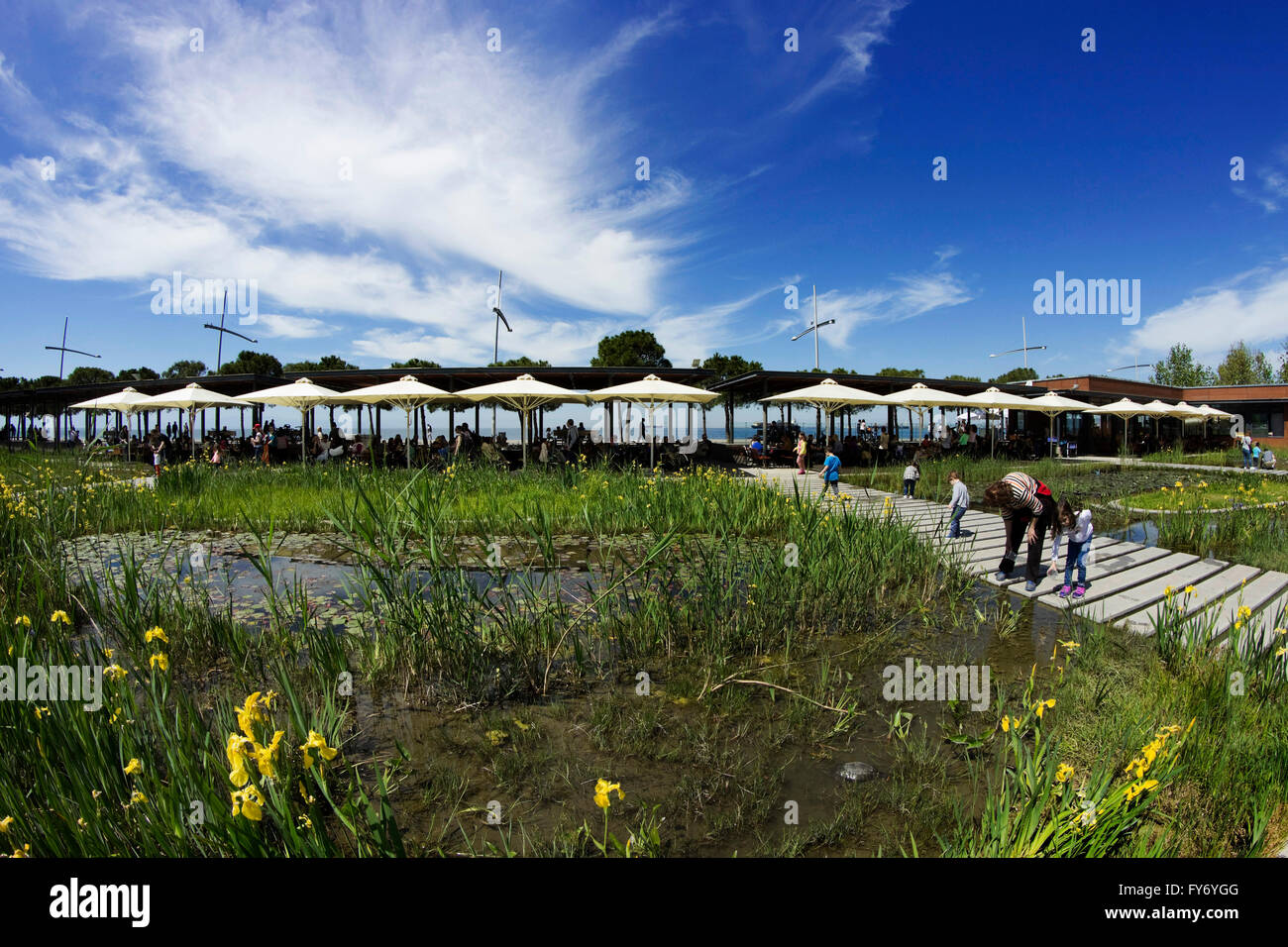 Floating Kiosk High Resolution Stock Photography and Images - Alamy