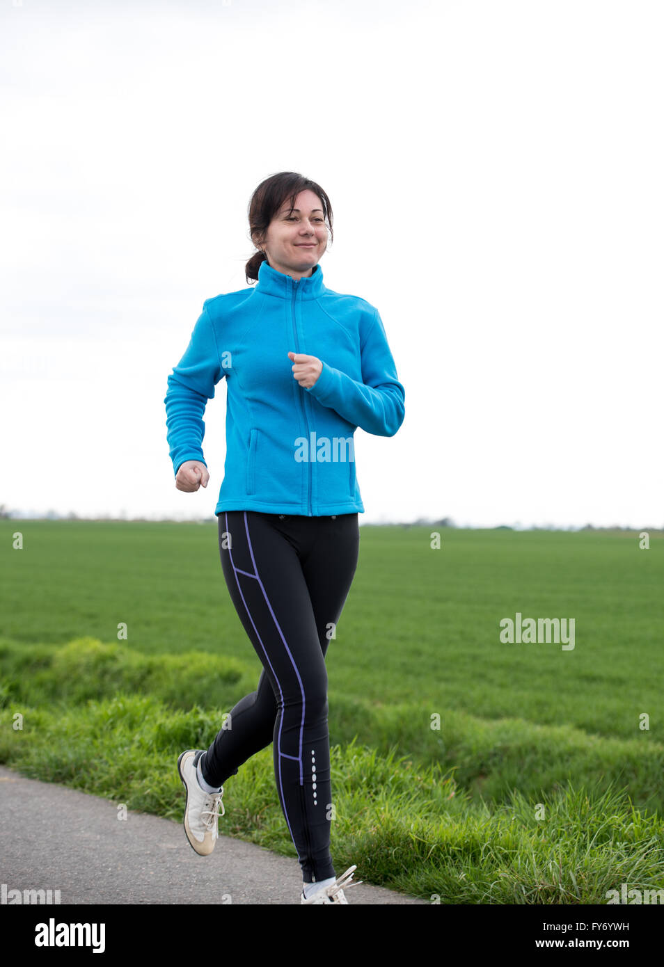 40 years old woman hi-res stock photography and images - Alamy