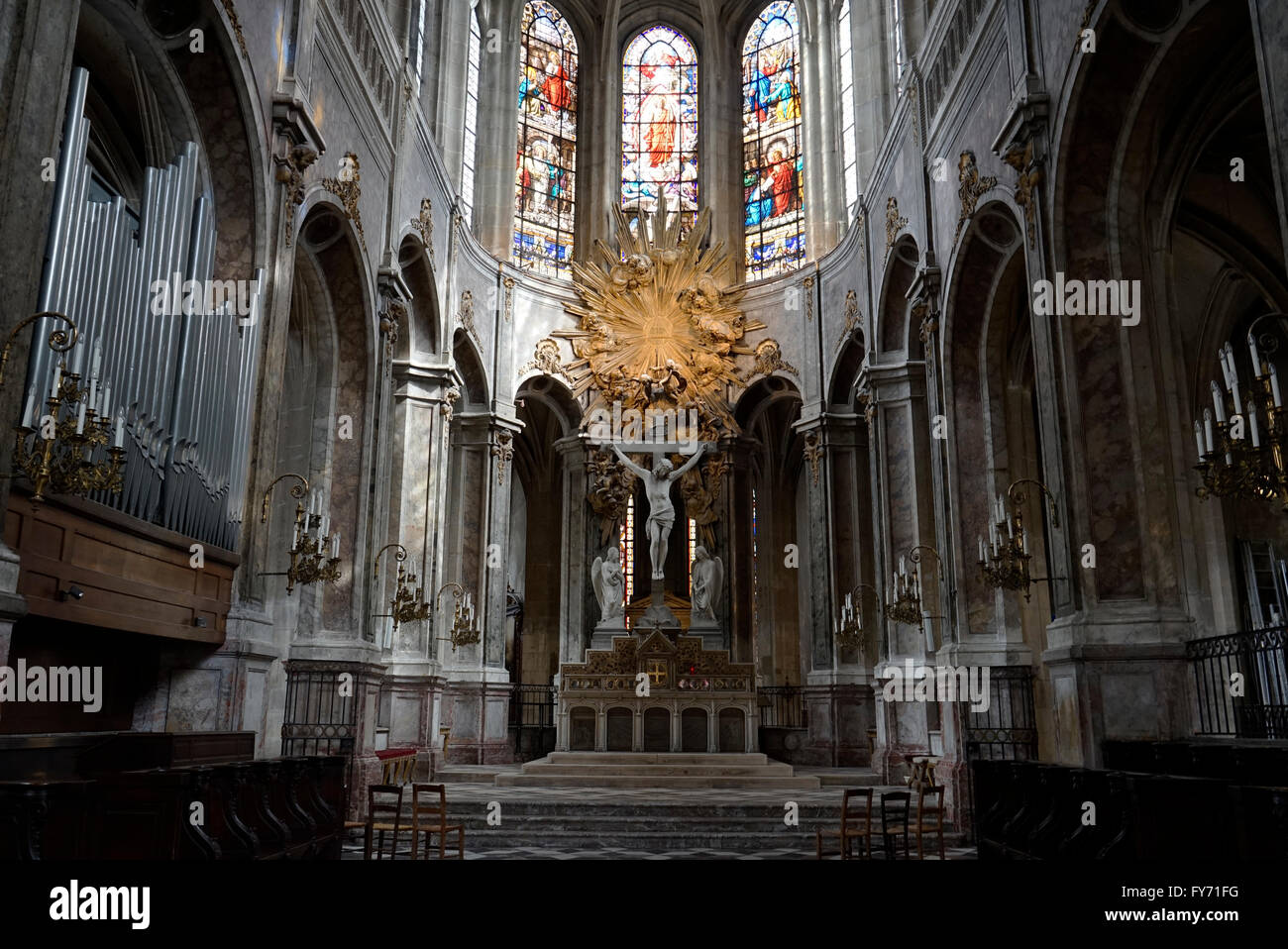 Interior view of 16th century gothic Eglise Saint-Merri Church, Paris ...