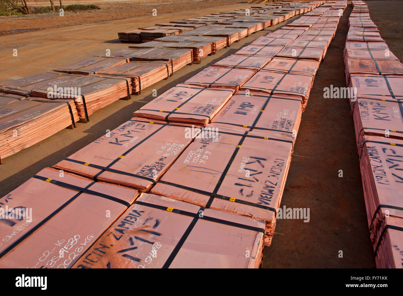 Copper cathode hi-res stock photography and images - Alamy