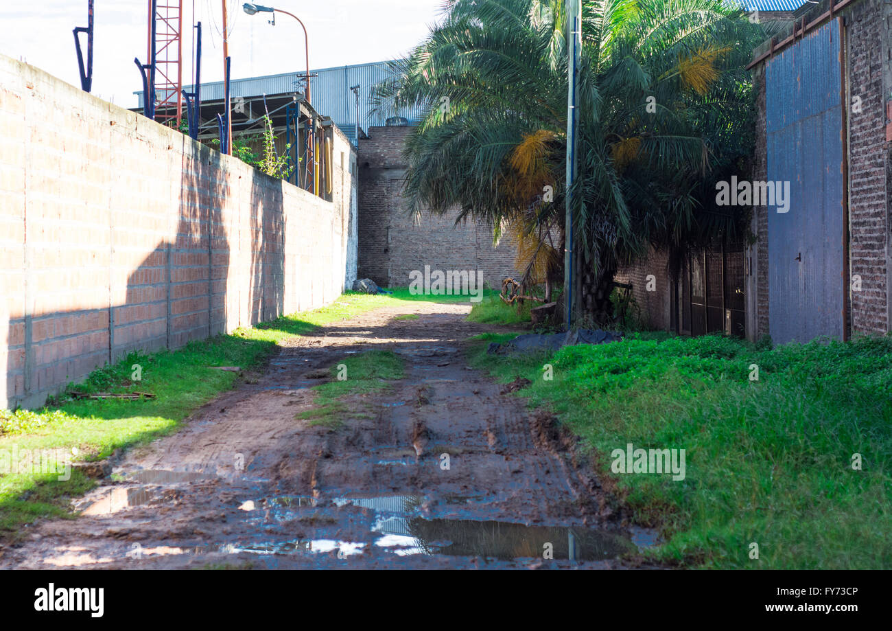 Dead end alley Stock Photo - Alamy