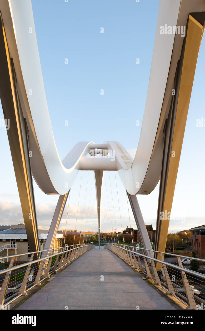 The Infinity Bridge Crossing the River Tees at Stockton-on-Tees Stock ...