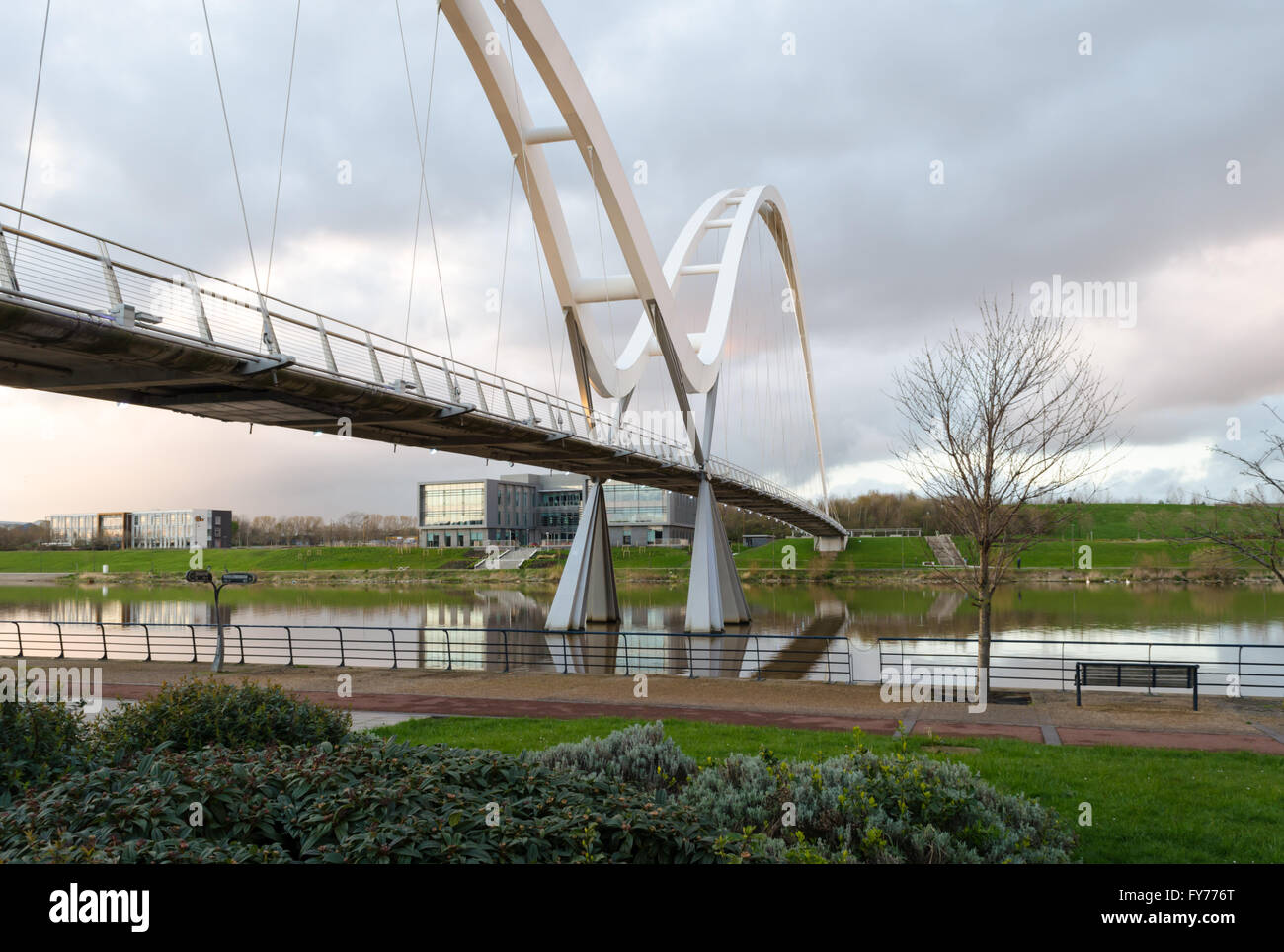 The Infinity Bridge Crossing the River Tees at Stockton-on-Tees Stock ...