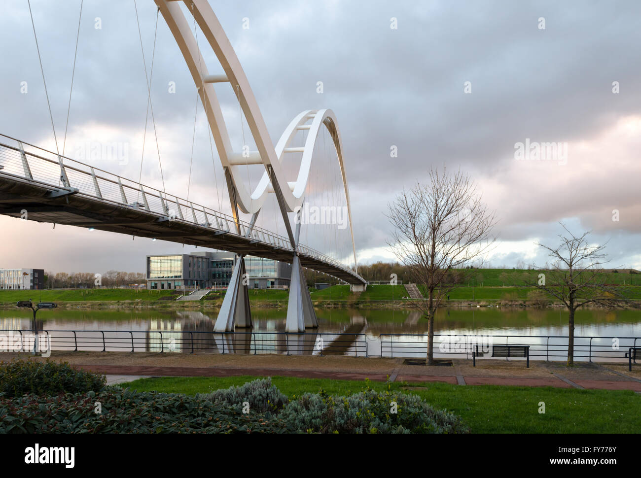 The Infinity Bridge Crossing the River Tees at Stockton-on-Tees Stock ...