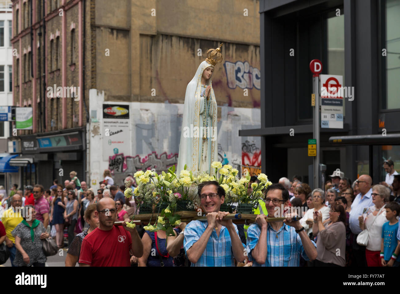 Italian church 2014 procession for the Virgin Mary in clerkenweel ...