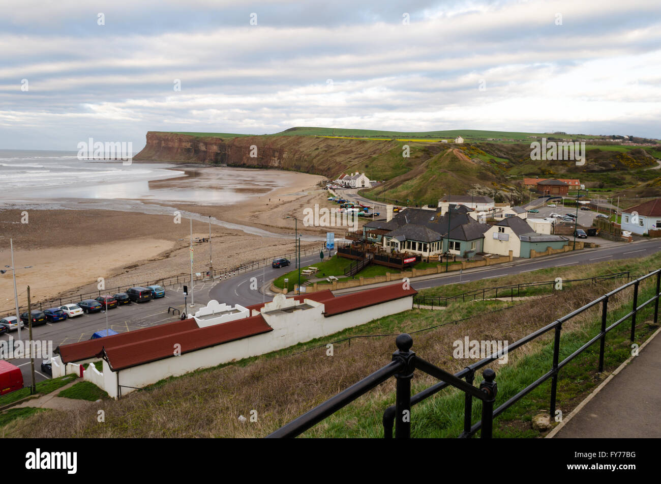 Saltburn by the sea coastal view hi-res stock photography and images ...