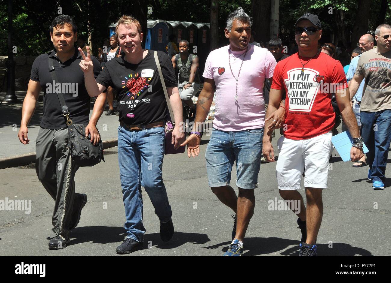 Aids walk new york hi-res stock photography and images - Alamy