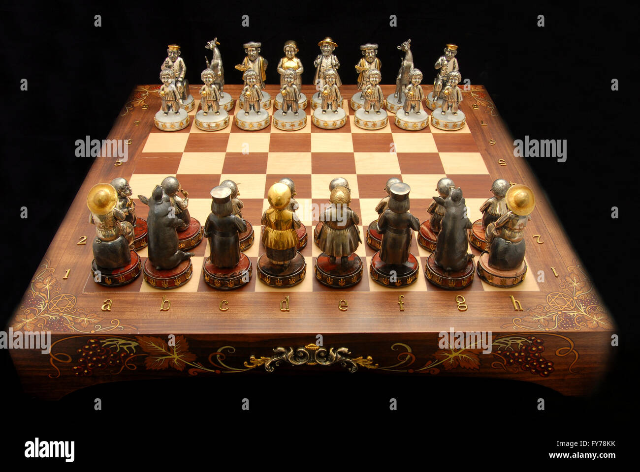 Silver chess king hi-res stock photography and images - Alamy