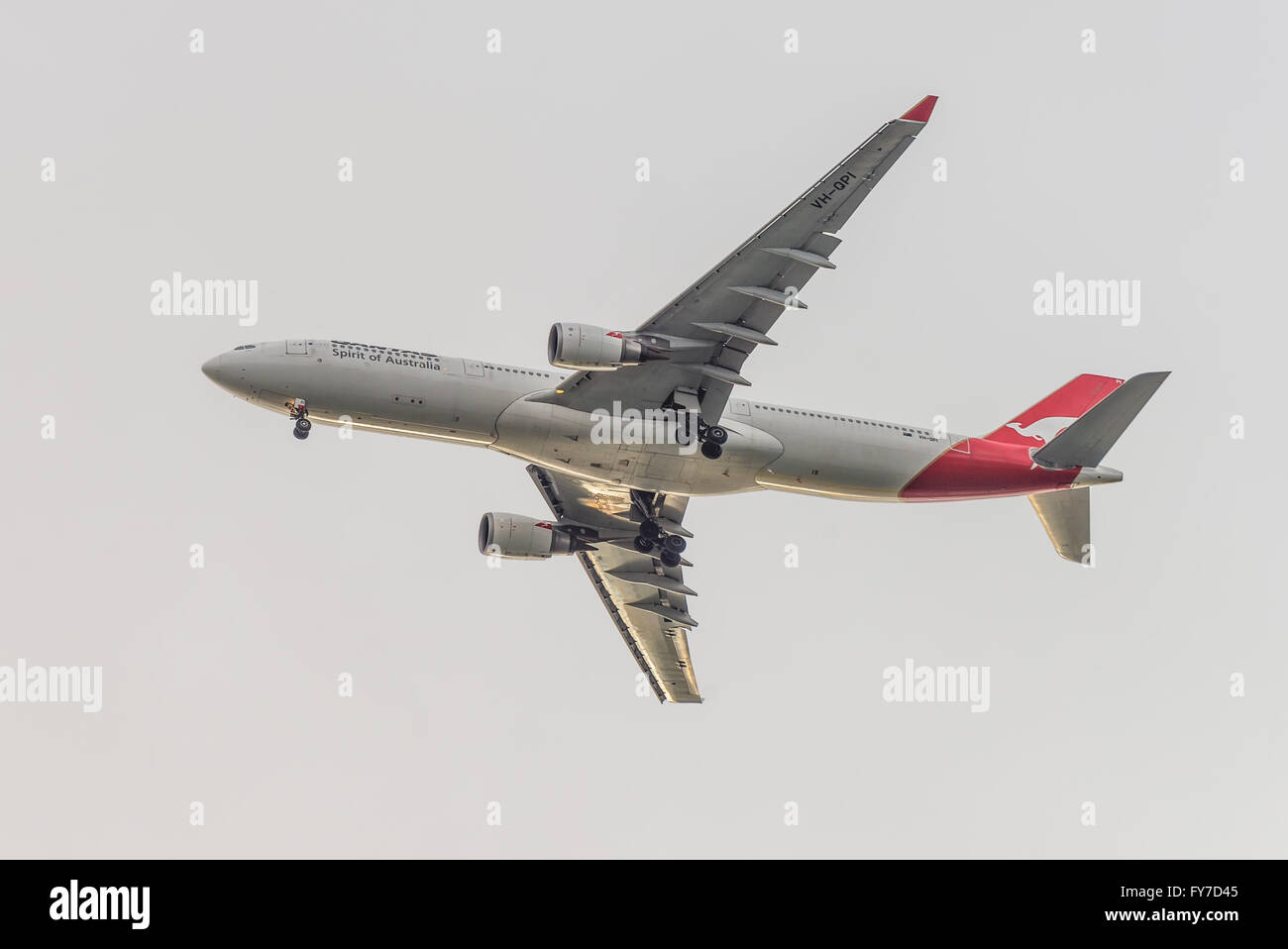 The Airbus A330-200 Qantas "Spirit of Australia" has just taking off ...