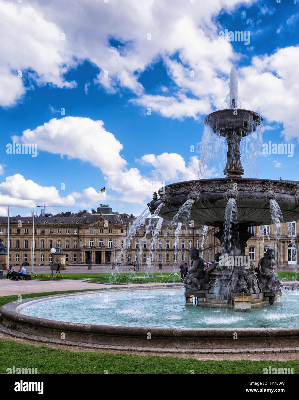 Fountain and Neues Schloss, New Palace on Palace Square, Stuttgart ...