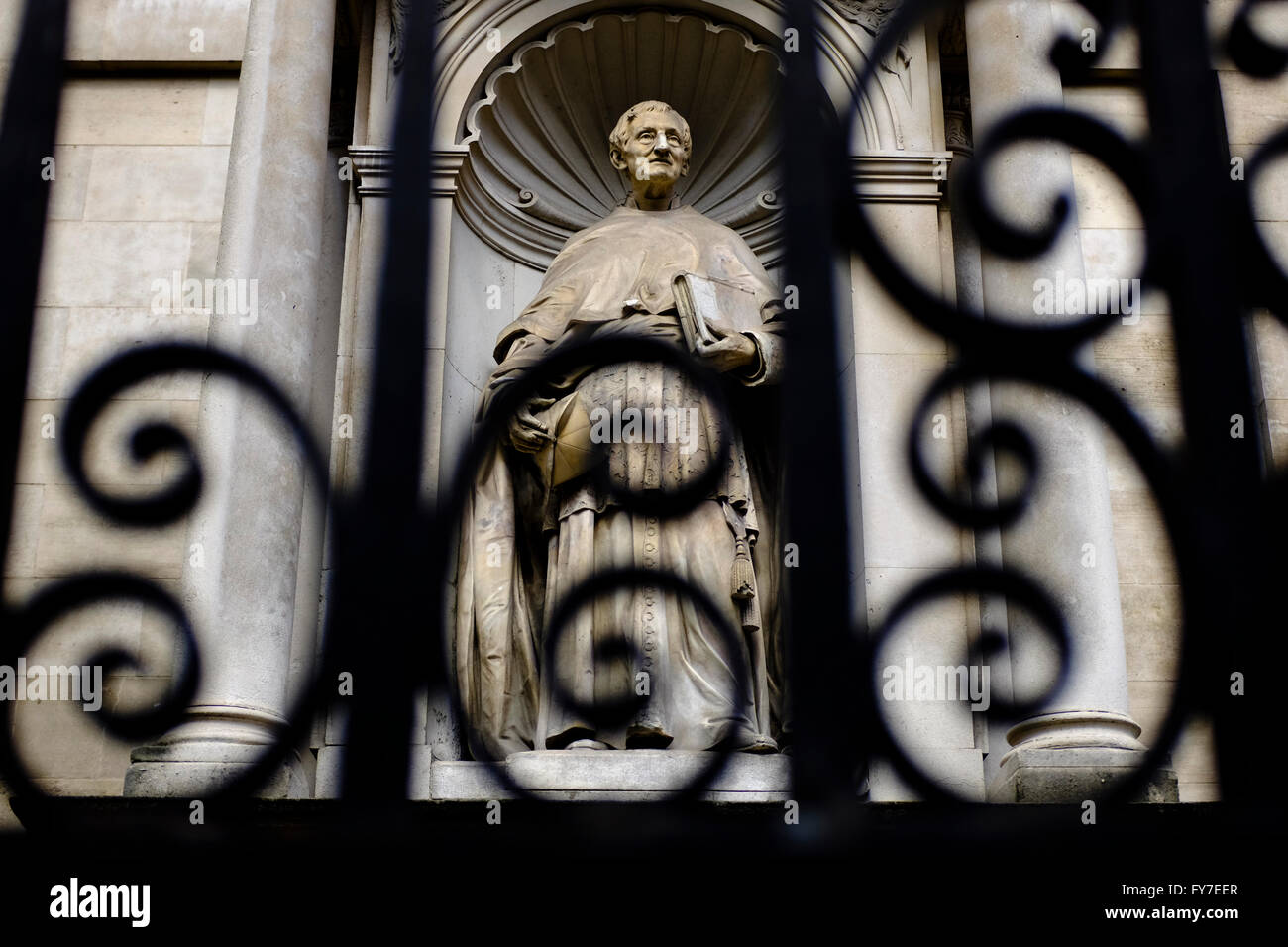 Statue of Cardinal Newman Stock Photo - Alamy