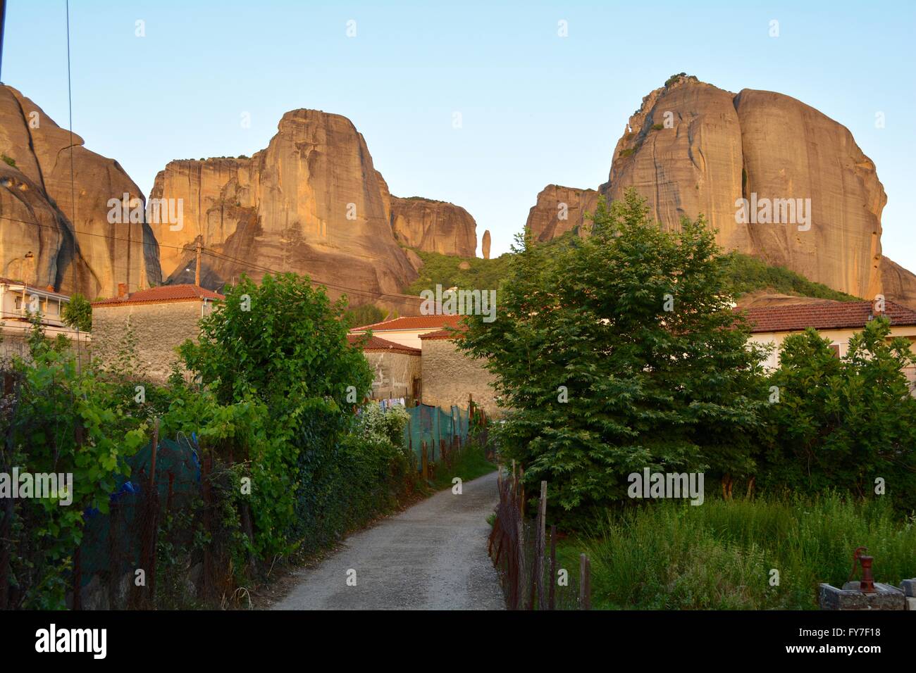 Kalambaka hi-res stock photography and images - Alamy