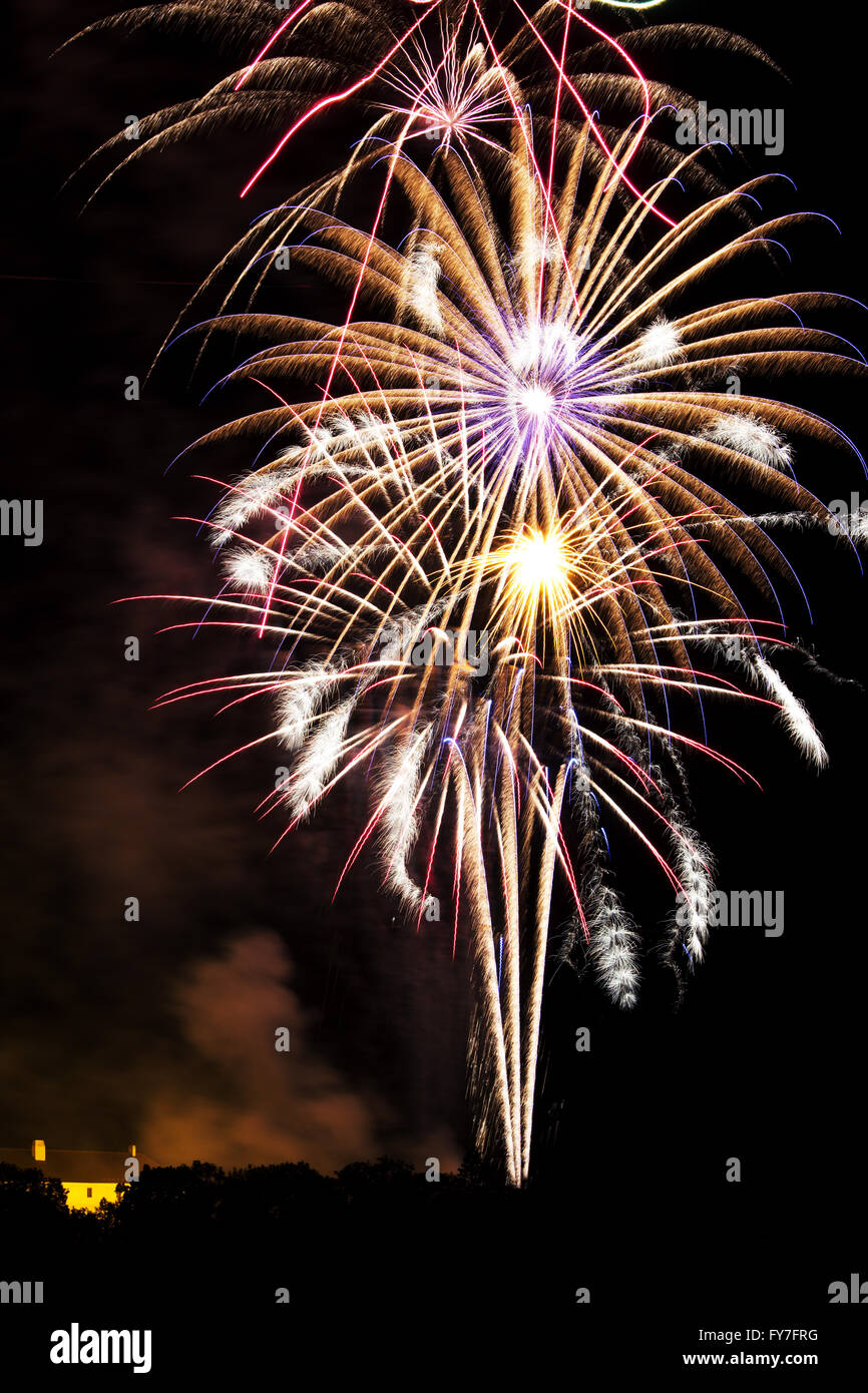 Blue green firework rockets hi-res stock photography and images - Alamy