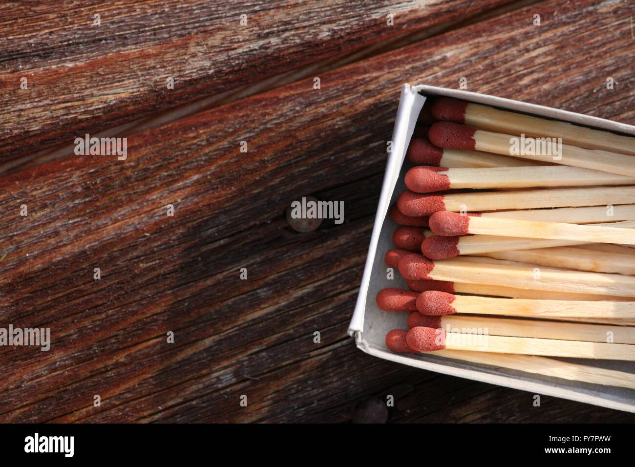 Matches fire hi-res stock photography and images - Alamy