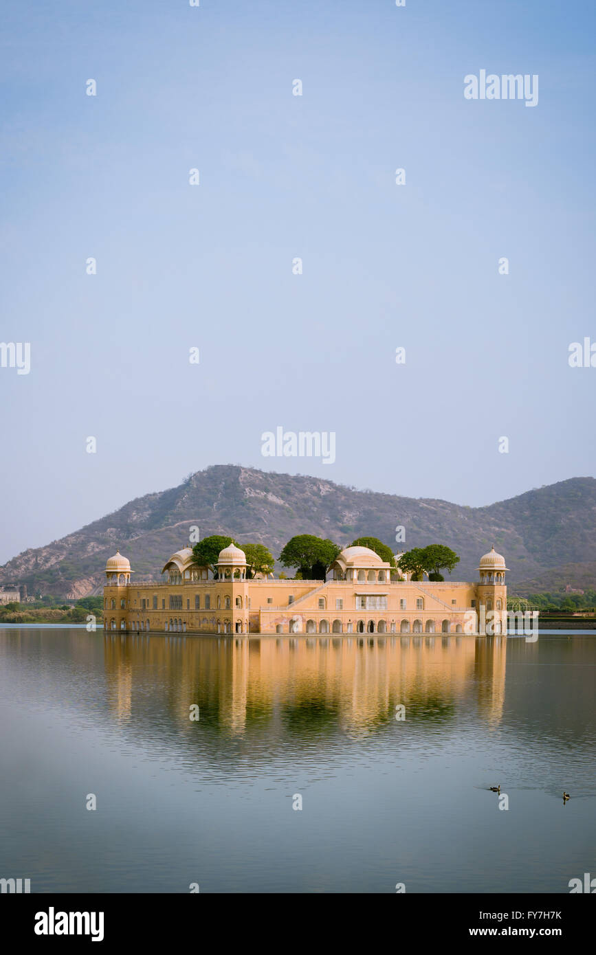 Jal Mahal floating on Man Sagar Lake, Jaipir Stock Photo - Alamy