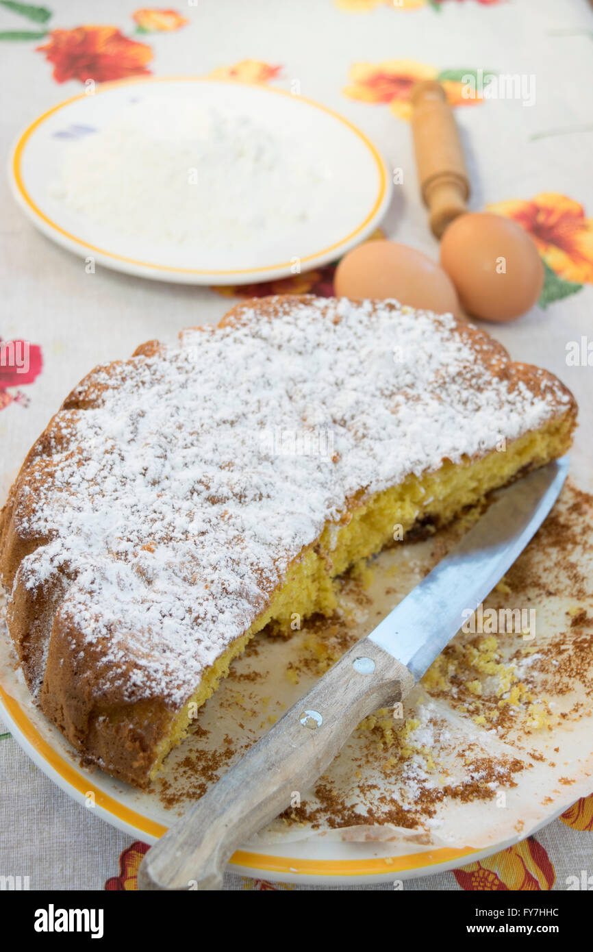sponge cake with icing sugar Stock Photo - Alamy
