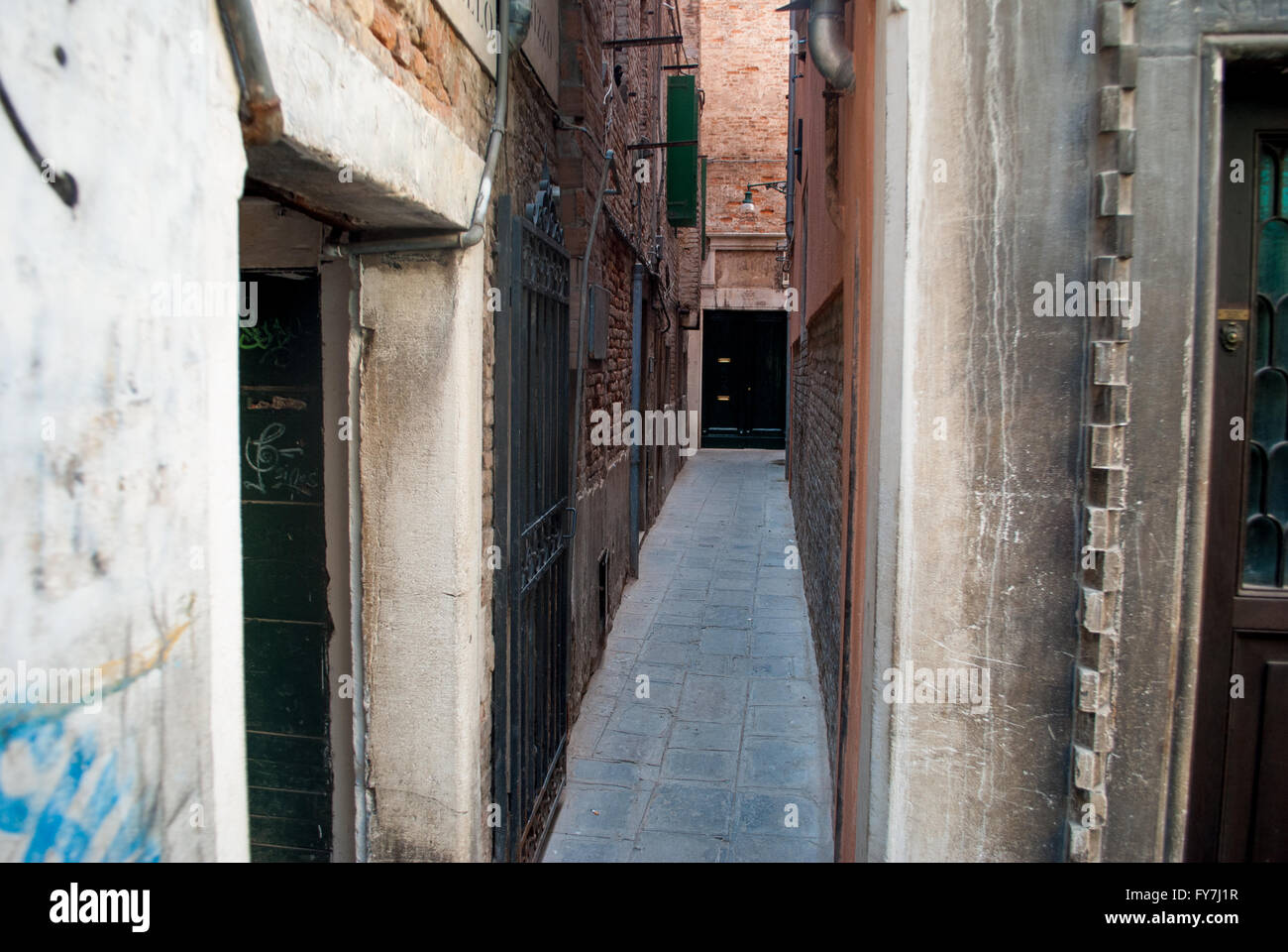 Narrow historic street of Venice, Italy Stock Photo - Alamy