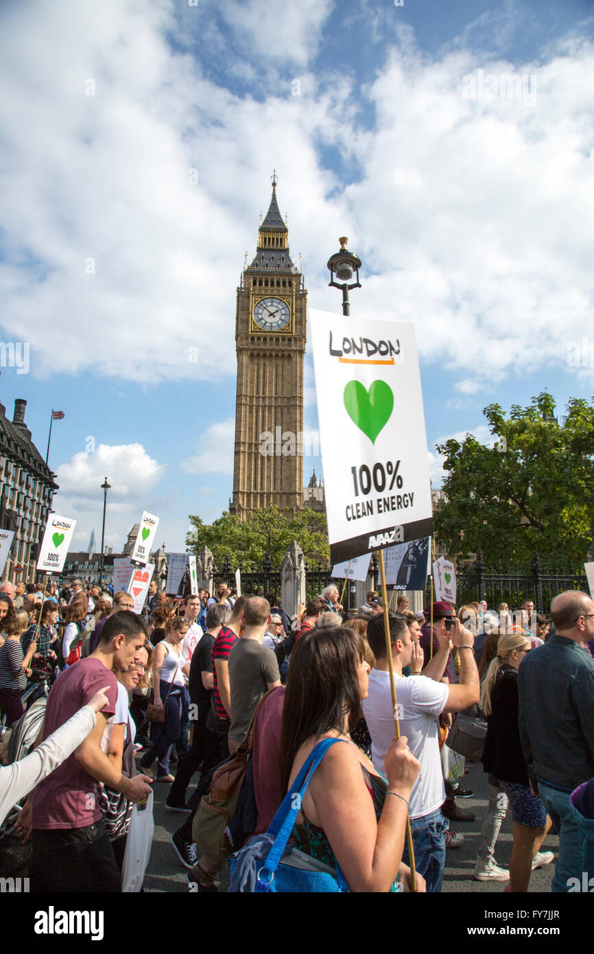 Marchers in front of the Big Ben Stock Photo - Alamy