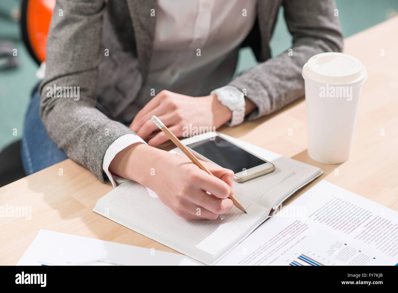 Girl notes hi-res stock photography and images - Alamy