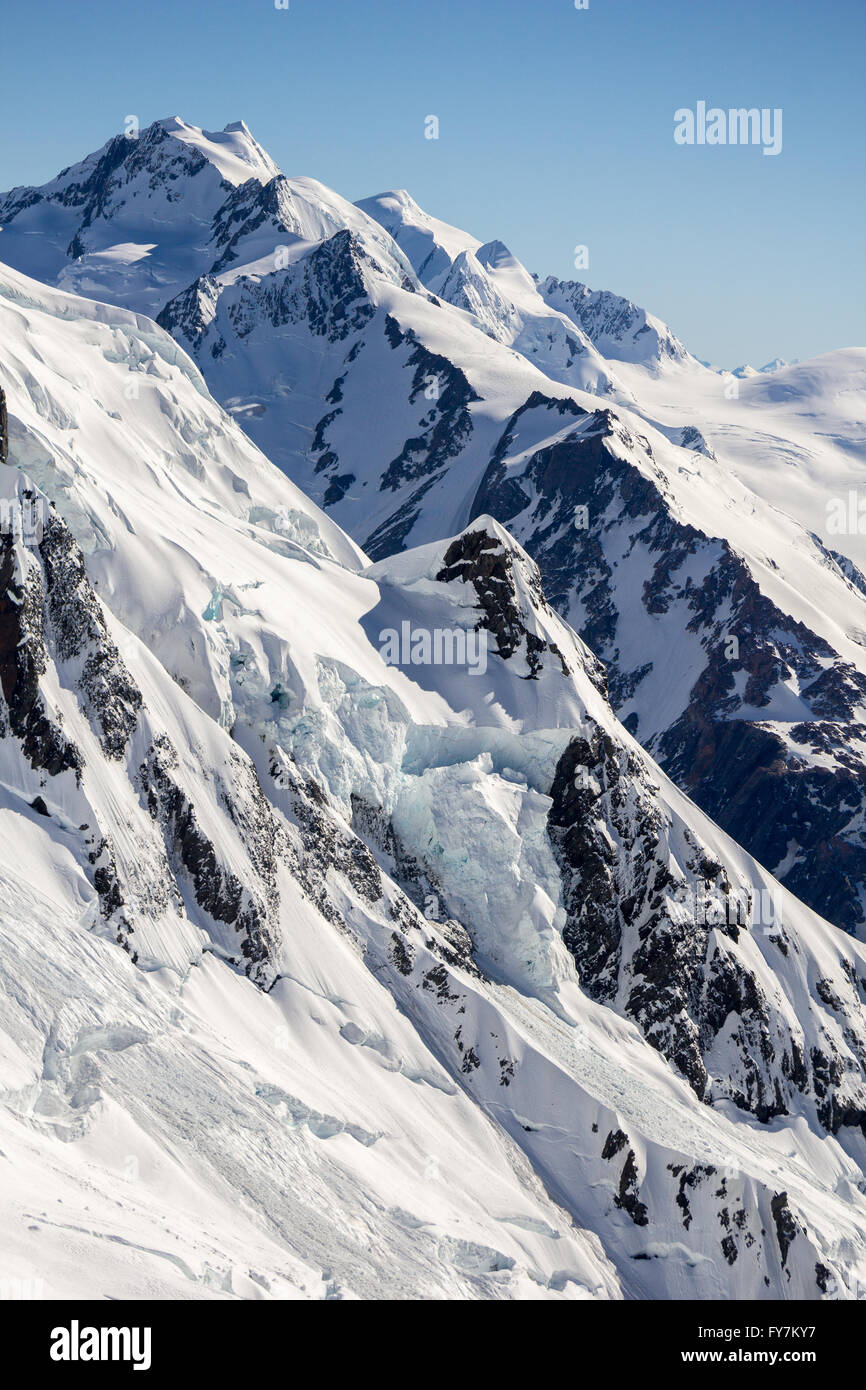 Side mountain hi-res stock photography and images - Alamy
