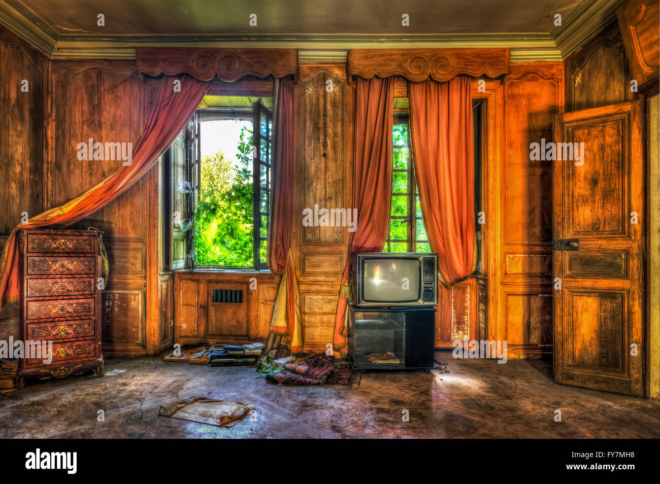 Dilapidated luxurious room in an abandoned castle Stock Photo - Alamy