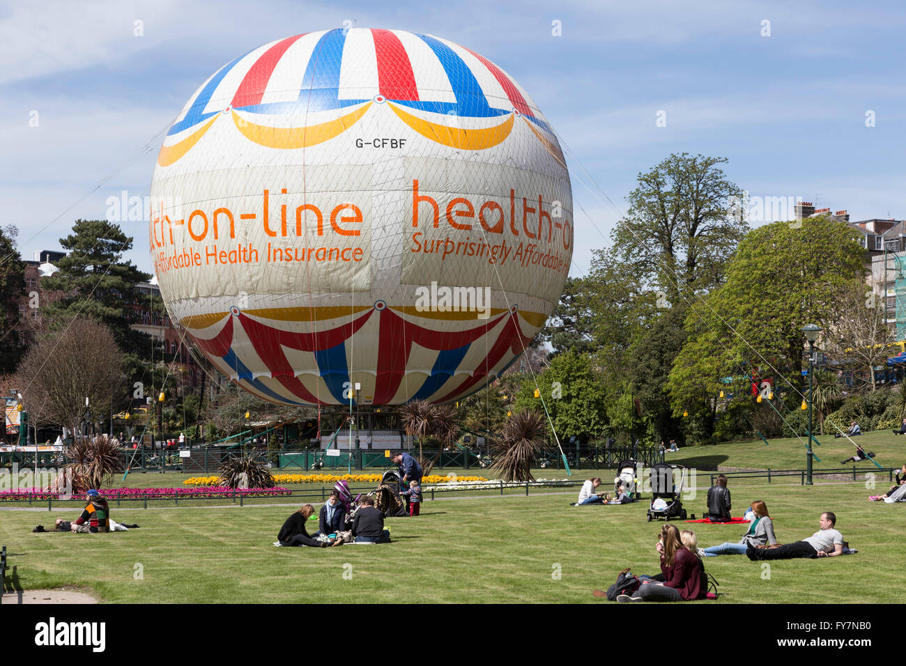 Balloon bournemouth balloon ride hi-res stock photography and images ...