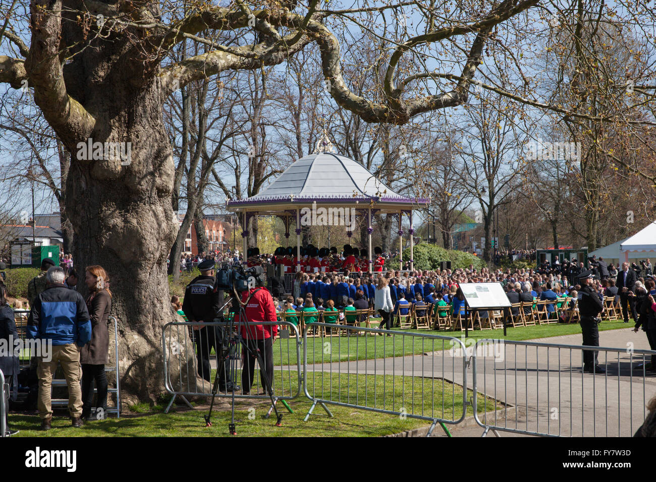 Windsor, UK. 20th April, 2016. Crowds gather to watch the Queen open a ...