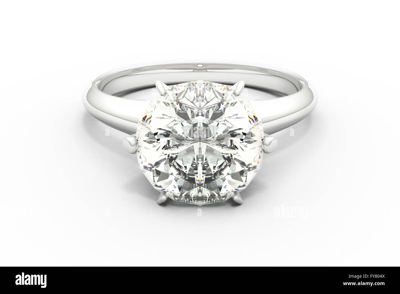 Round diamond ring hi-res stock photography and images - Alamy