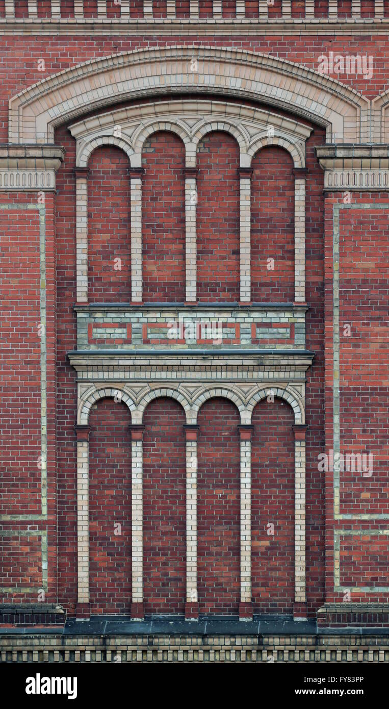 Magnificient wall from a big old official building Stock Photo - Alamy