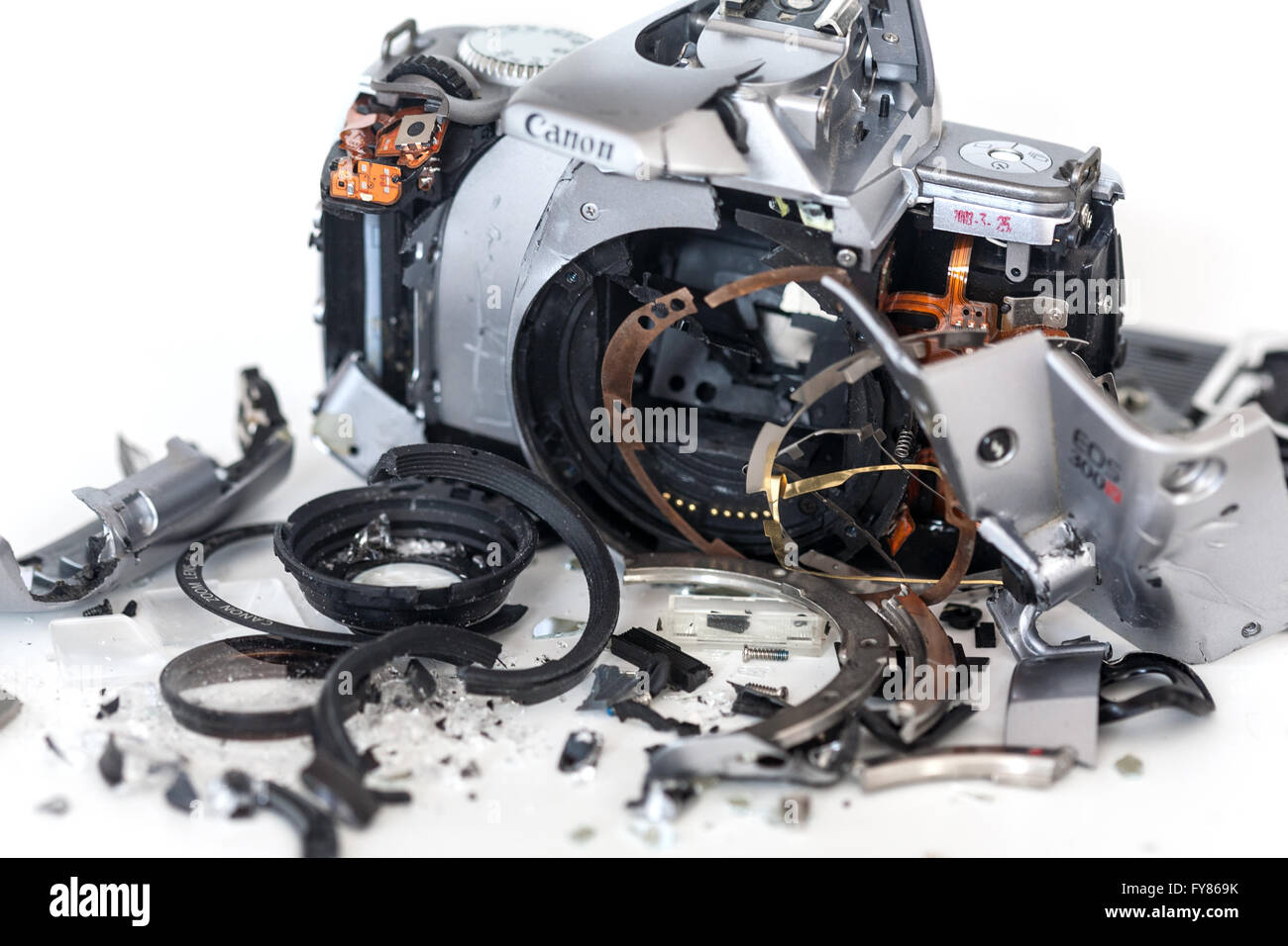 Broken camera hi-res stock photography and images - Alamy