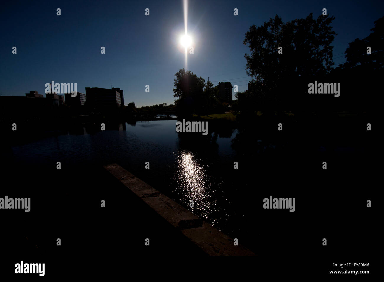 Flint River in Flint, Michigan above Hamilton Dam Stock Photo - Alamy