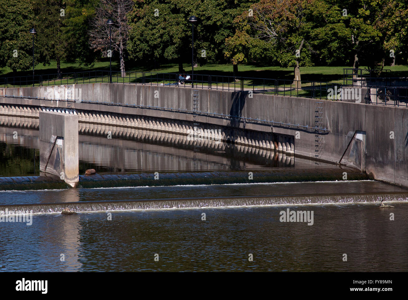 Flint River in Flint, Michigan Stock Photo - Alamy