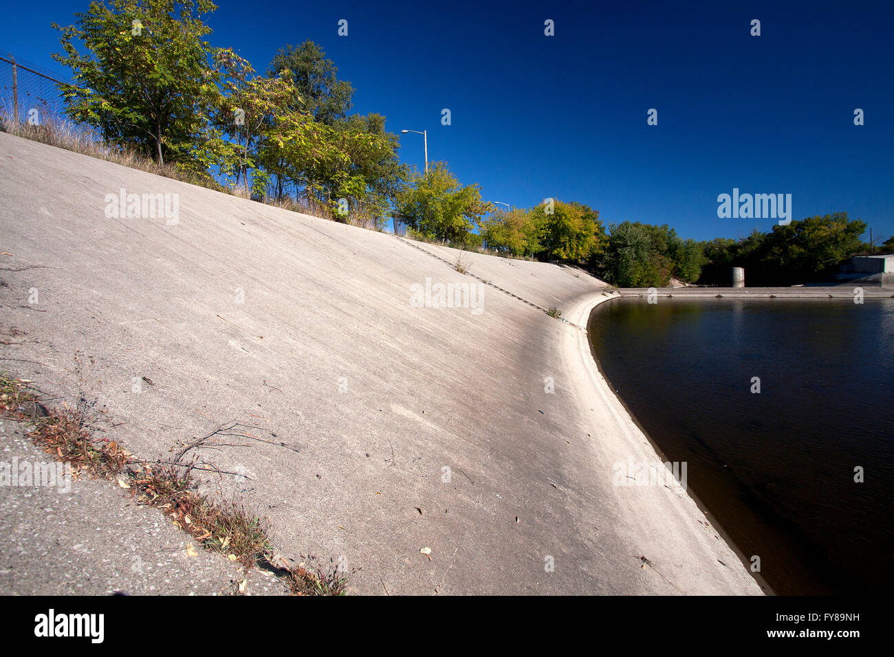 Flint River in Flint, Michigan Stock Photo - Alamy