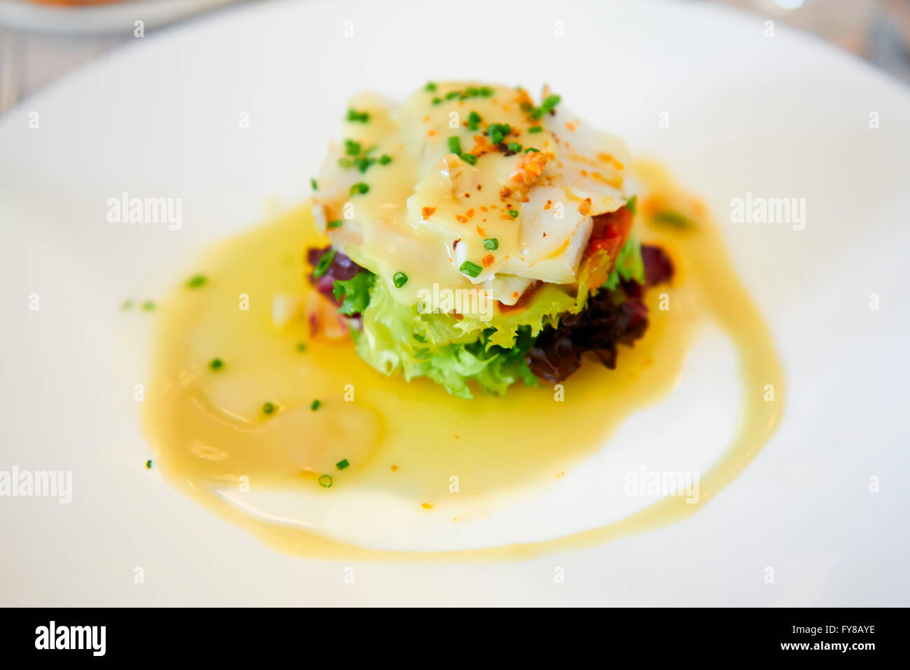 Salad presentation hi-res stock photography and images - Alamy